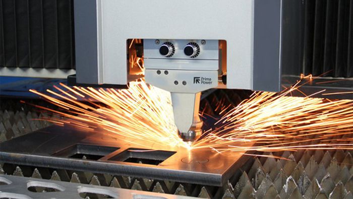 How Do You Use a Metal Laser Cutter - 2024 Guide