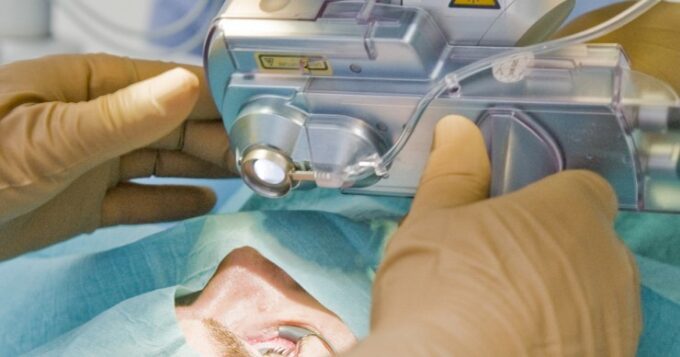 Is Refractive Lens Exchange Surgery Painful?