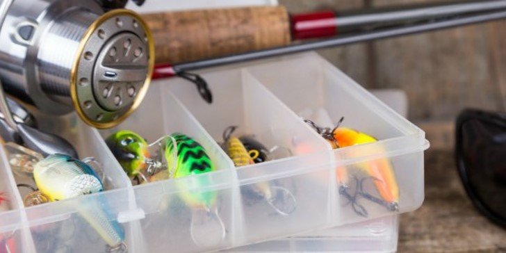 5 Best Saltwater Fishing Tackle Kits for Beginners 2024