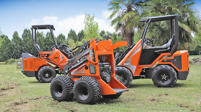 Top 4 Uses and Benefits Of Mini Loaders