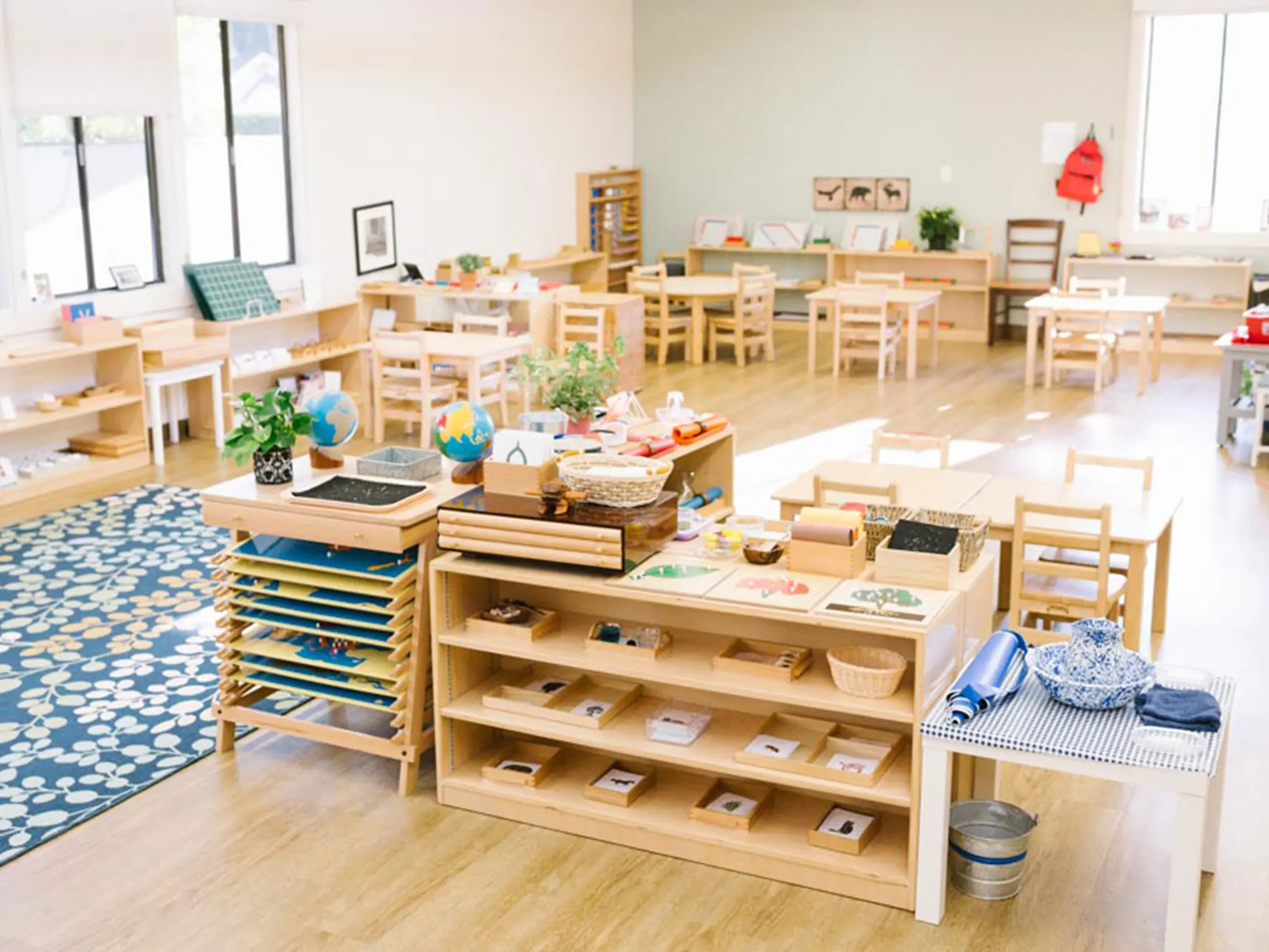 What is the Main Concept of Montessori Furniture? 4 Things to Know